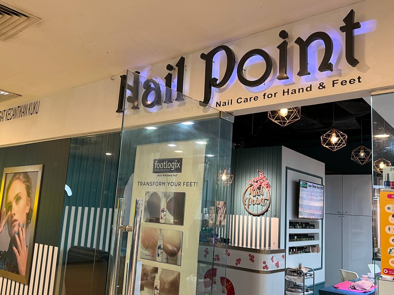 NAIL POINT – Metro Point Complex