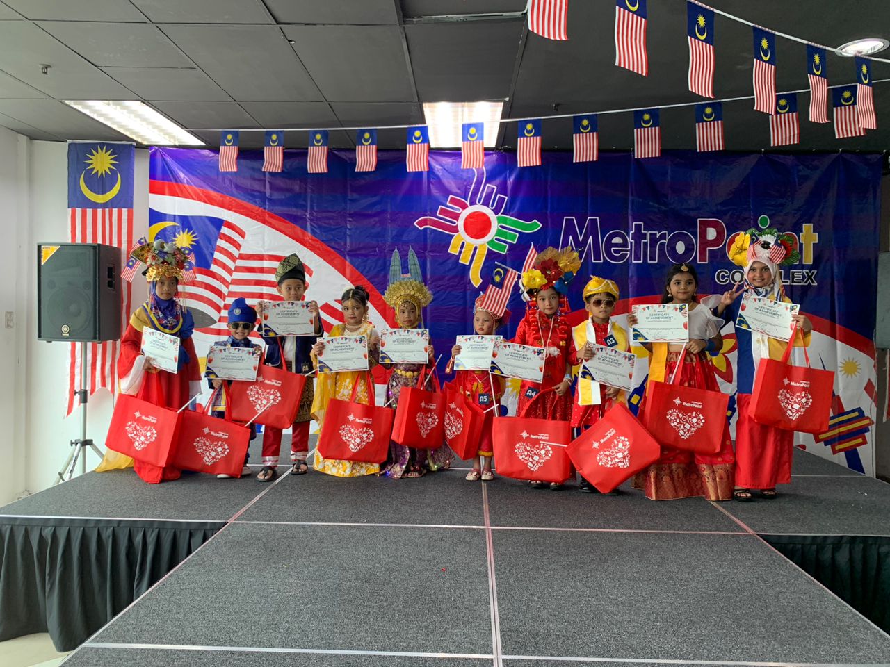 Merdeka Fashion Show Competition – Metro Point Complex