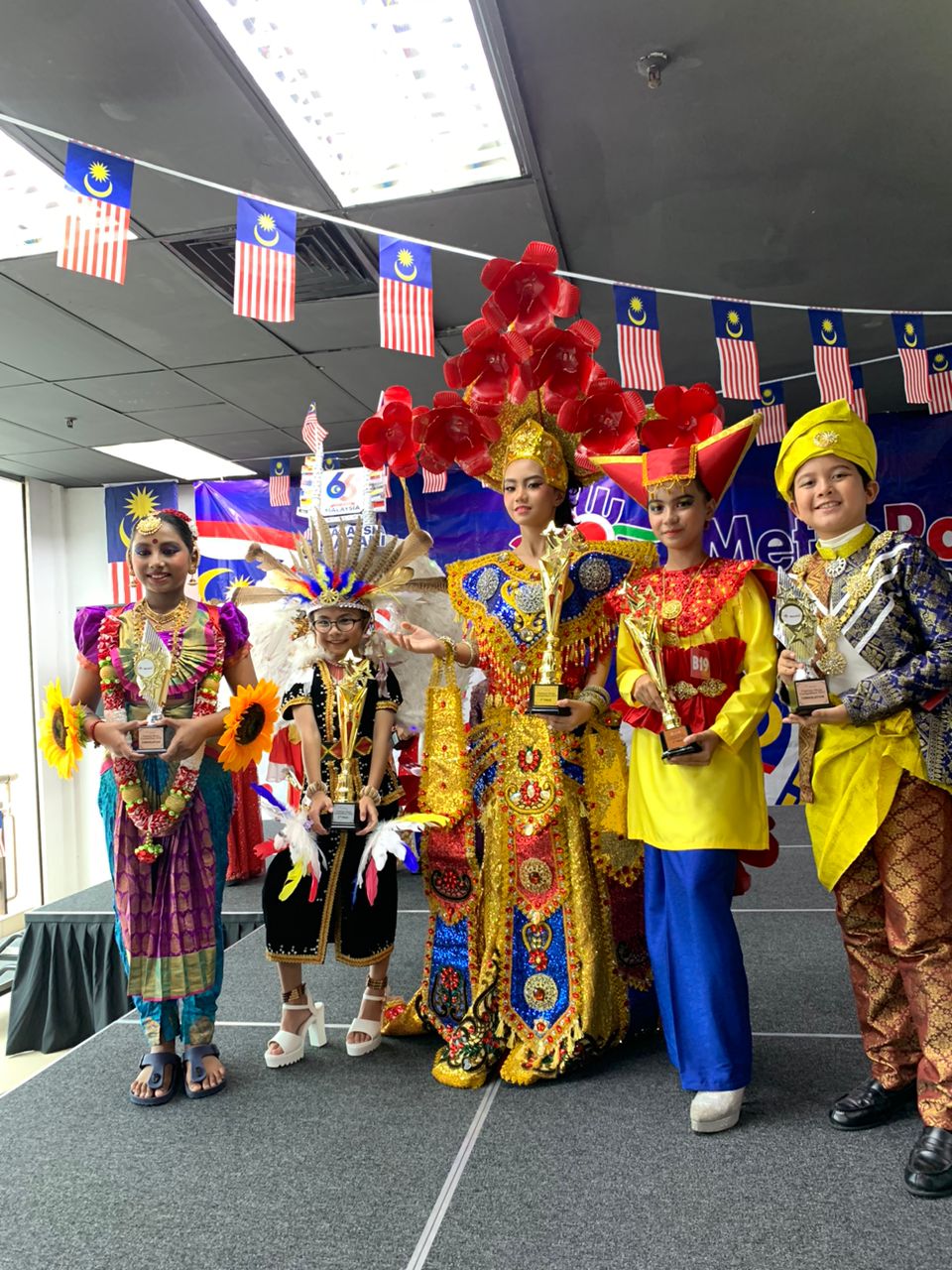 Merdeka Fashion Show Competition – Metro Point Complex