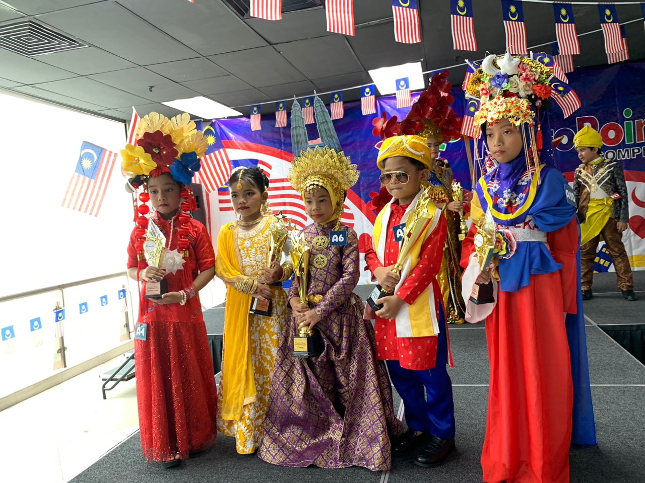 Merdeka Fashion Show Competition – Metro Point Complex